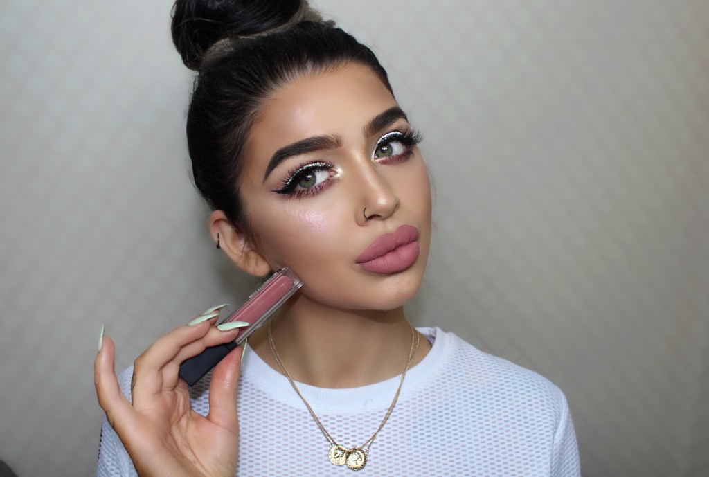 maxresdefault – Magazine Fetish