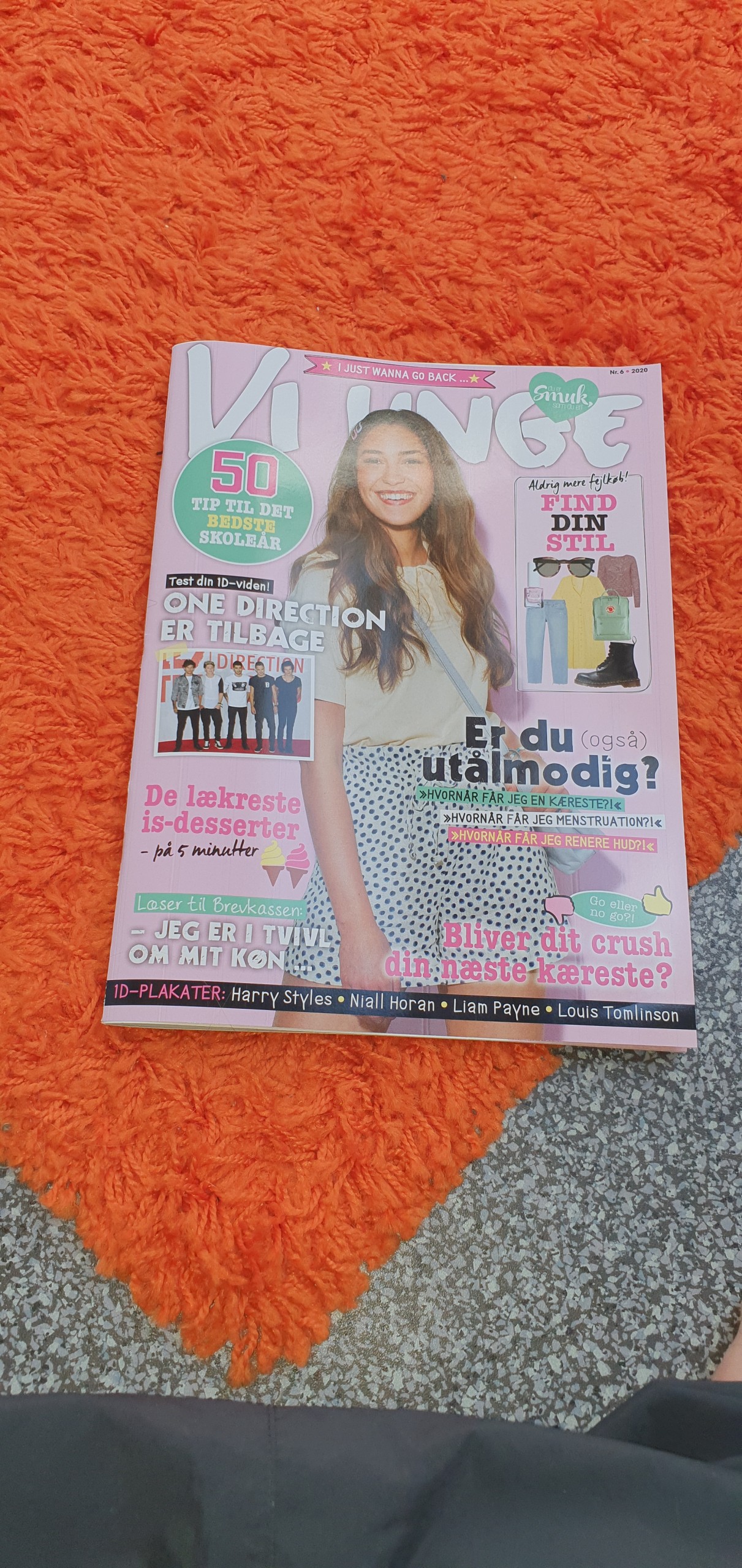 A new issue of “vi unge” – Magazine Fetish