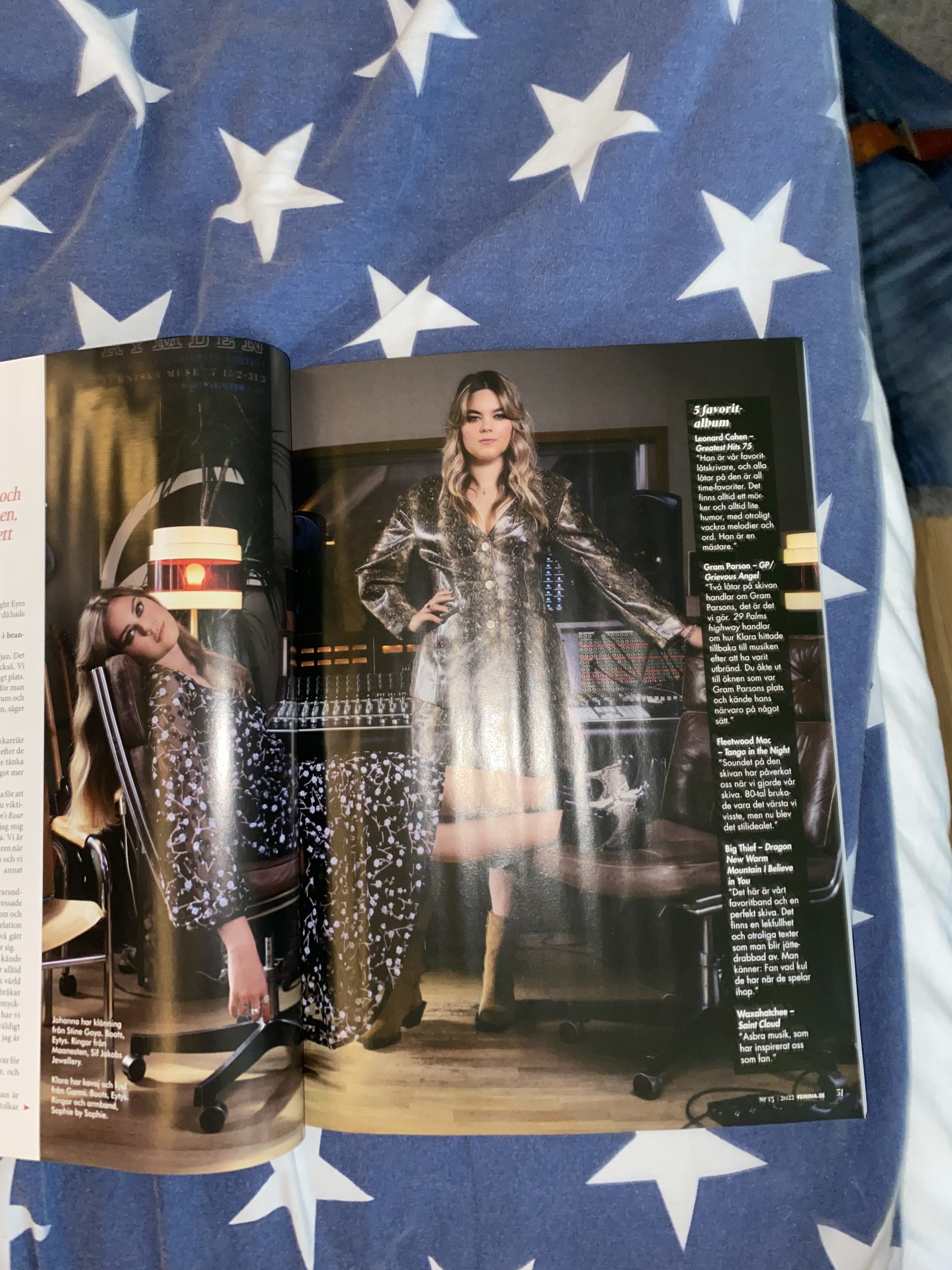 Inside of the new Femina magazine – Magazine Fetish